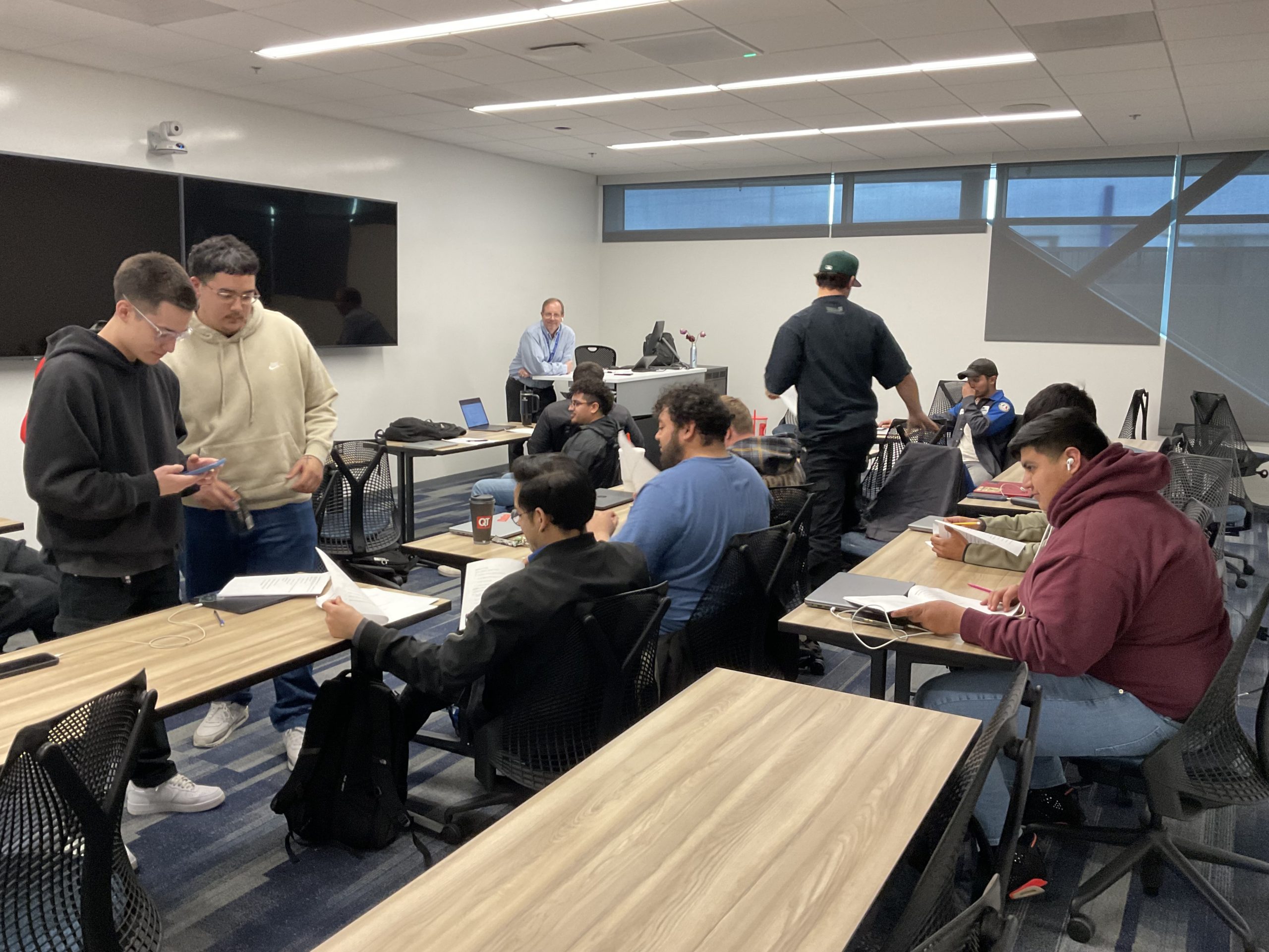 IESHA ROX RETURNS WITH FEEL‑GOOD R&B/POP SINGLE ‘JUST ME AND YOU’ — OUT ...